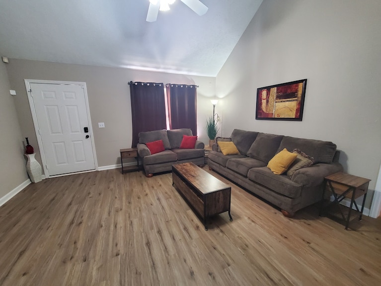 Windemere- Location! Cul-de-sac Near I24. Fenced - Murfreesboro