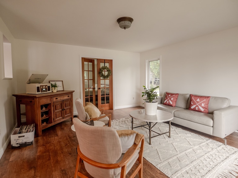 Sunset Lakehouse Retreat - Perth