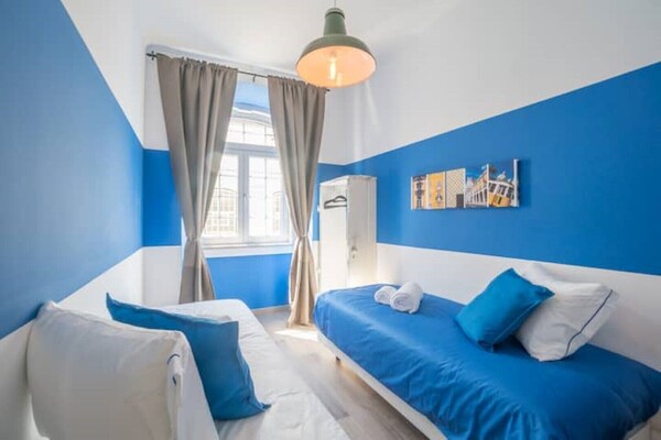 Near Everything By Foot, Ac&lift By Ld Apartments - Lumiar