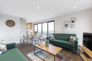 Apartamento | 3 quartos, quartos insonorizados, ferro/tábua de engomar, Wi-fi grátis