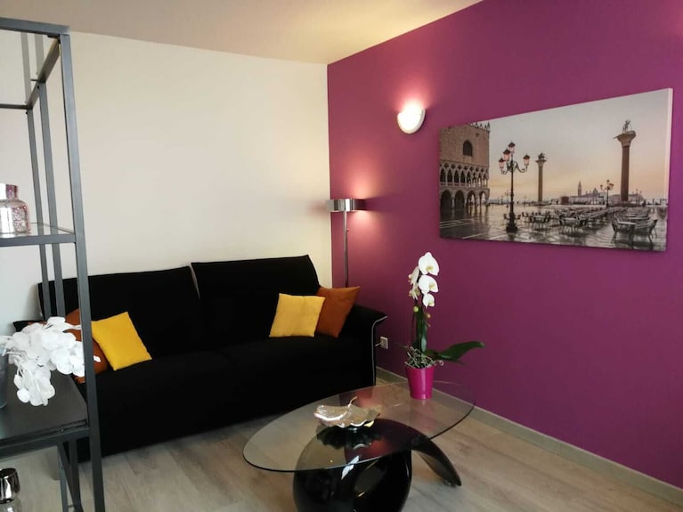 Pretty Studio 20 Mins From Geneva - Saint-Julien-en-Genevois