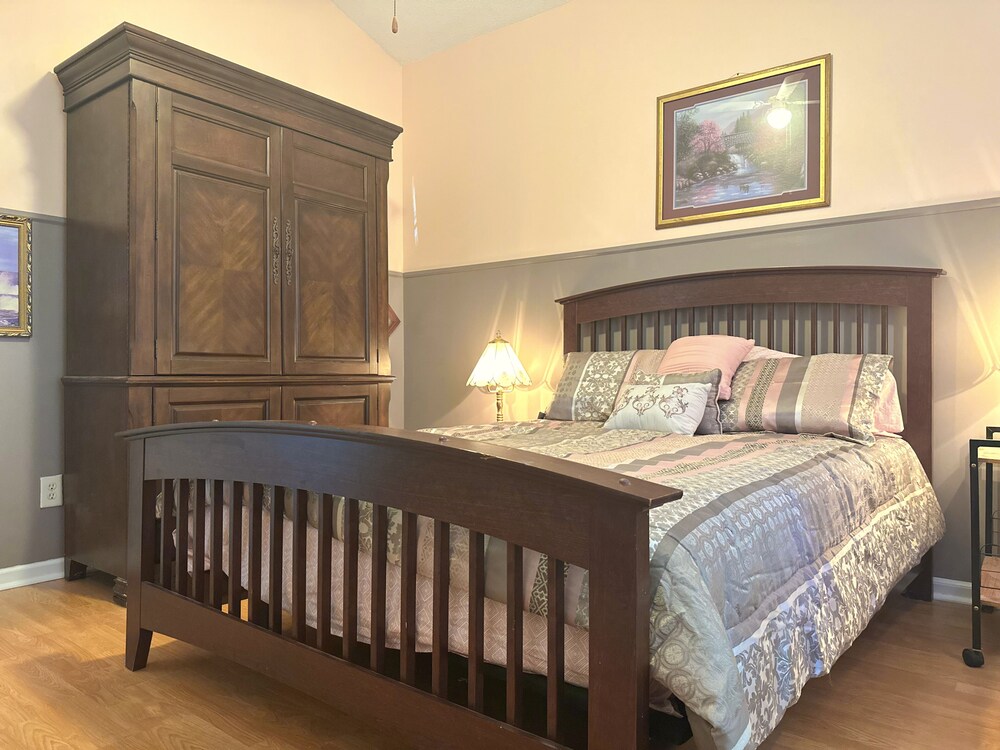 Teviot Suite - 1 Bed 1 Bath - Sleeps 2 - Pets Ok! - New Hanover County ...