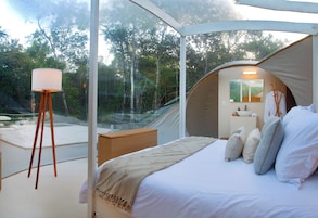 Camas de colchão viscoelástico, minibar com produtos grátis 