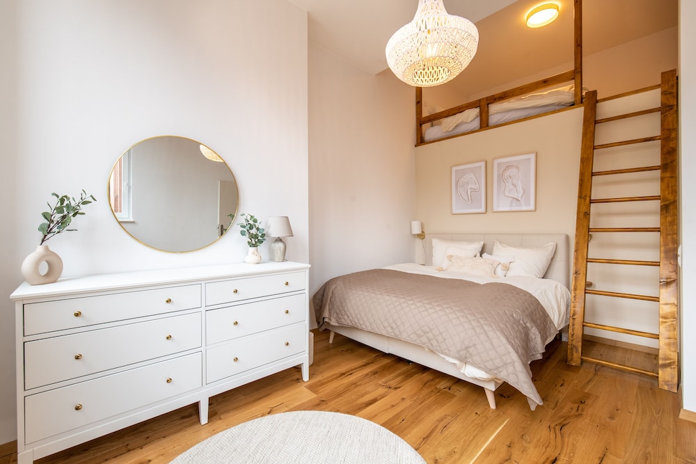 Casita Loft With 80 Sqm (Air-conditioned), With Good Transport Connections - Ludwigshafen