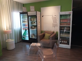 Snack-bar