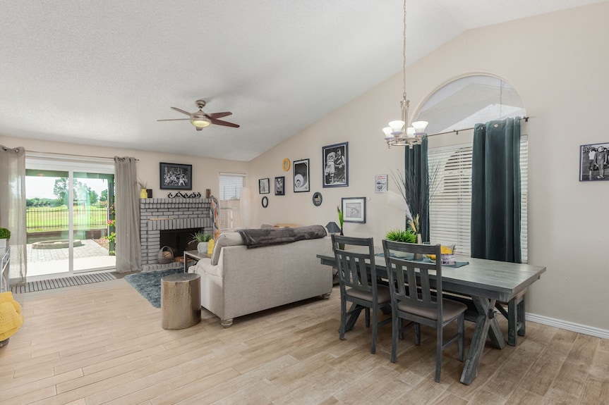 Golf Course Getaway! - 埃文代爾