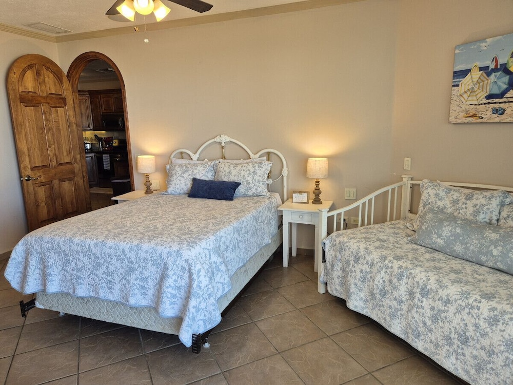 Casa Blanca D 602 · Sandy Beach 2 Bedroom - Sonora