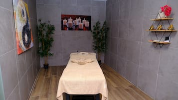 Sala(s) para tratamentos a casais, hammam, aromaterapia