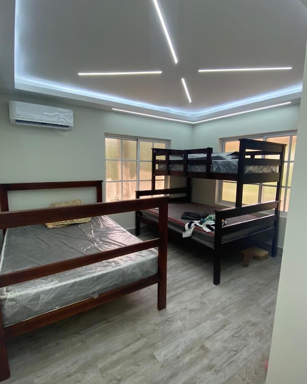 Beautiful 5 Bedroom Villa Oasis Amazing Pool And Privacy - República Dominicana