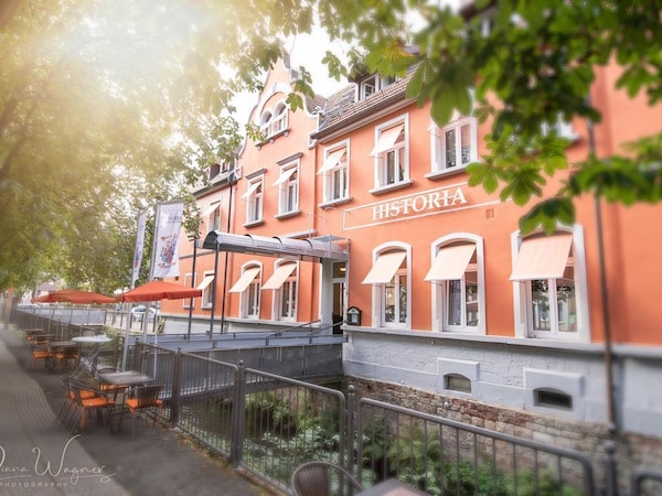 Family Room Small - Historia Hotel - Neustadt an der Weinstraße