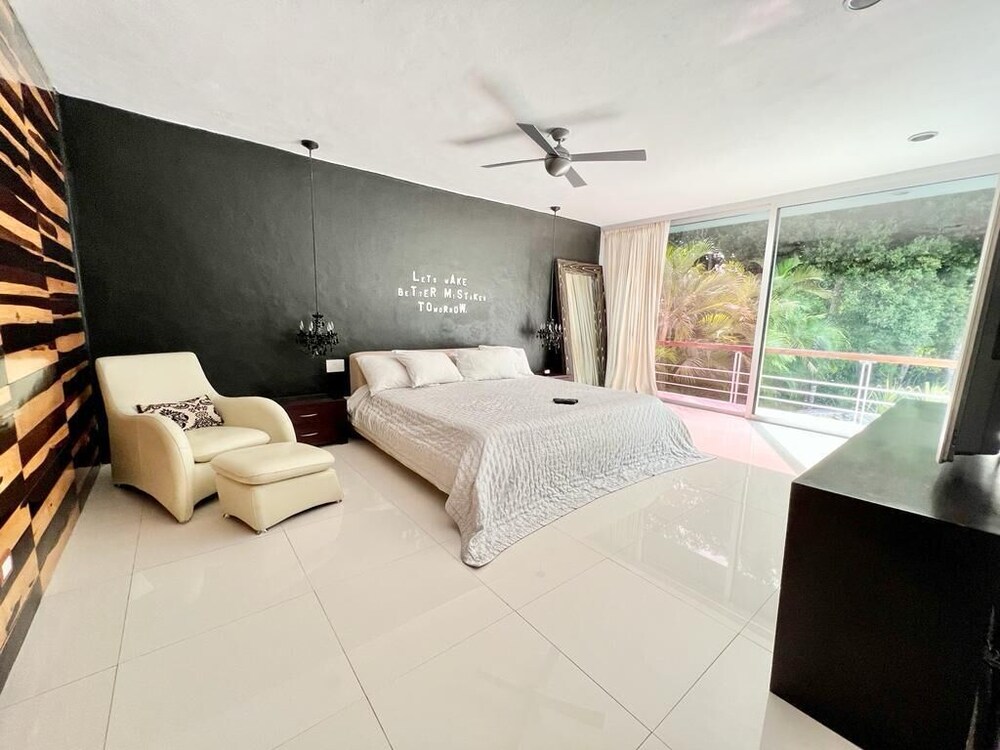 Unique Gem 4 BR Villa with Private Pool and Hot Tub - Playa del Carmen ...