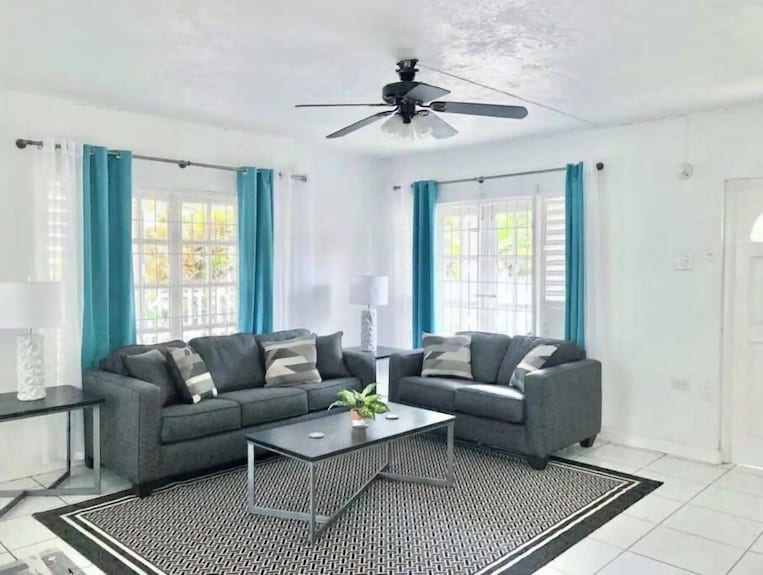 Villa 465 Montego Bay Is A Perfect Getaway Spot For Families & Friends Vacations - Montego Bay