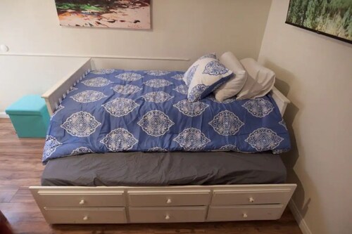 Spacious, Summer Dream House In University Heights - City Heights - San Diego