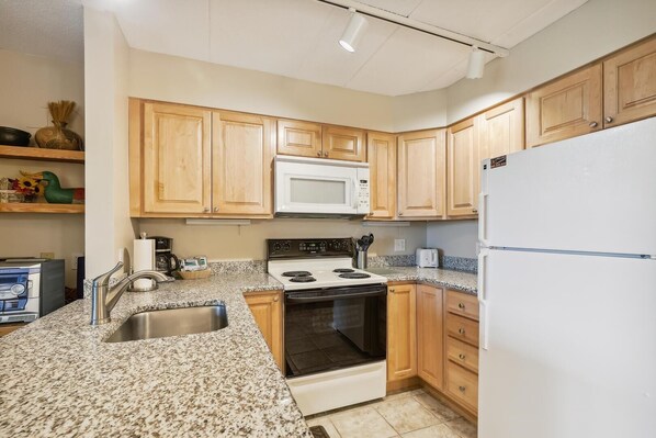 Pinnacle F14 Reviews, Deals & Photos 2026 - Expedia.co.uk