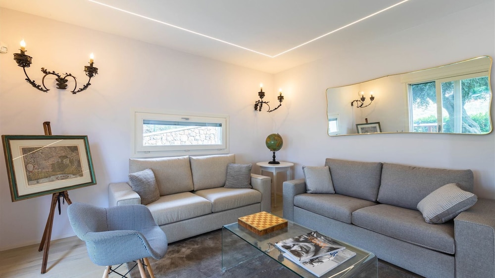 Luxury Apartment In Modern Villa Unit 1 - Imperia