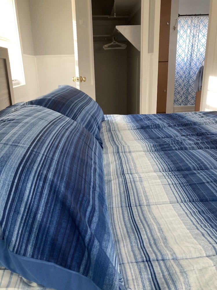 Cozy And Modern Home W/ King Bed And More! - Field of Dreams - Las Cruces