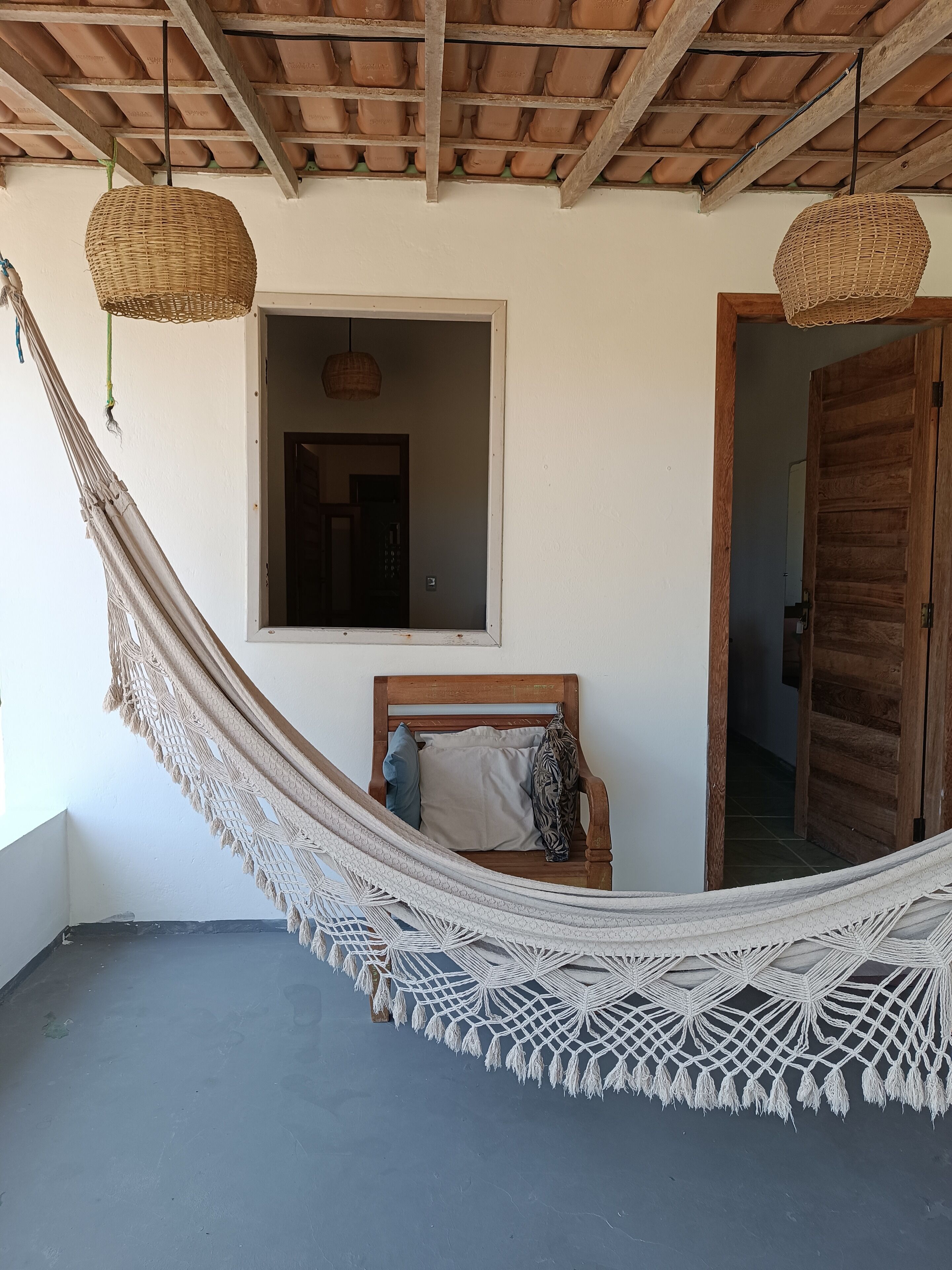 Quarto executivo, várias camas, varanda, vista para o mar | Varanda coberta