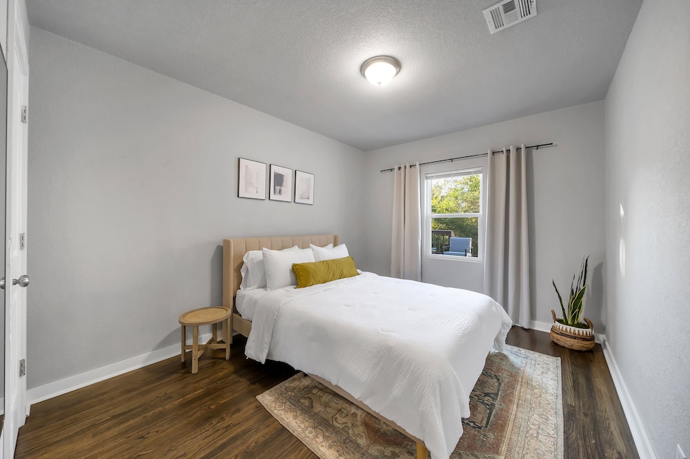 Expo Square 2 Block Walk, 10 Min Drive To Down Town + Game Room - Tulsa, OK