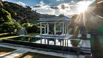 Fachada da propriedade