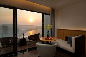 Quarto Twin Premium, vista para o oceano | 2 quartos, roupa de alta qualidade, camas de colchão viscoelástico 