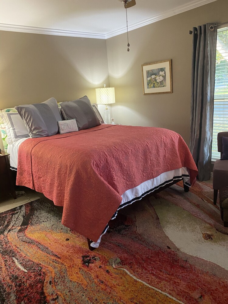 Bring your friends or the whole family to this peaceful home - Austin ...