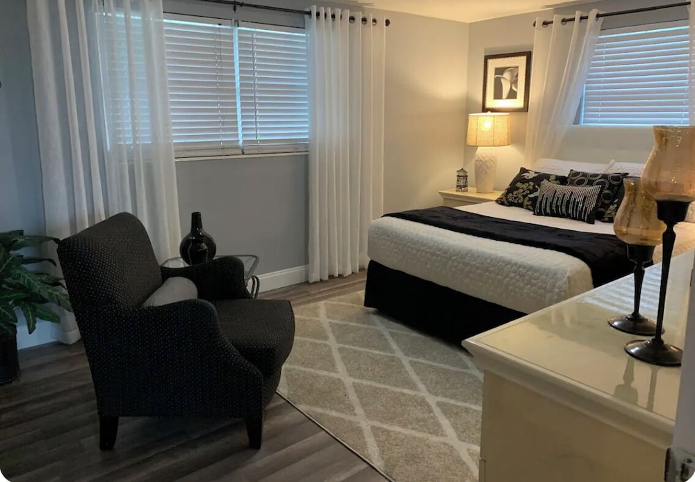 Bonita & Cozy  ,Close Beaches - New Port Richey, FL