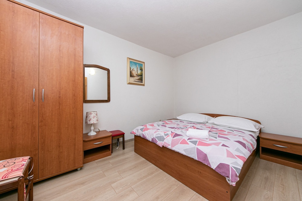 One bedroom apartment with terrace and sea view Gradac, Makarska (A ...