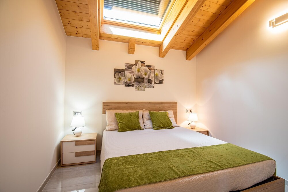 Piccola Orchidea Monte - Musso | Vrbo