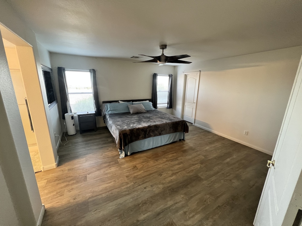 Peaceful Summerlin home - Las Vegas | Vrbo