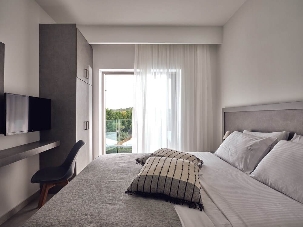 Dareia-First Floor 2 bedroom Suite with Private Pool - Tsilivi | Vrbo