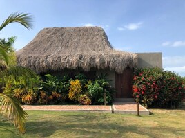 Quarto Duplo ou Twin de Luxo, terraço, vista para o mar | Terraço/pátio interior