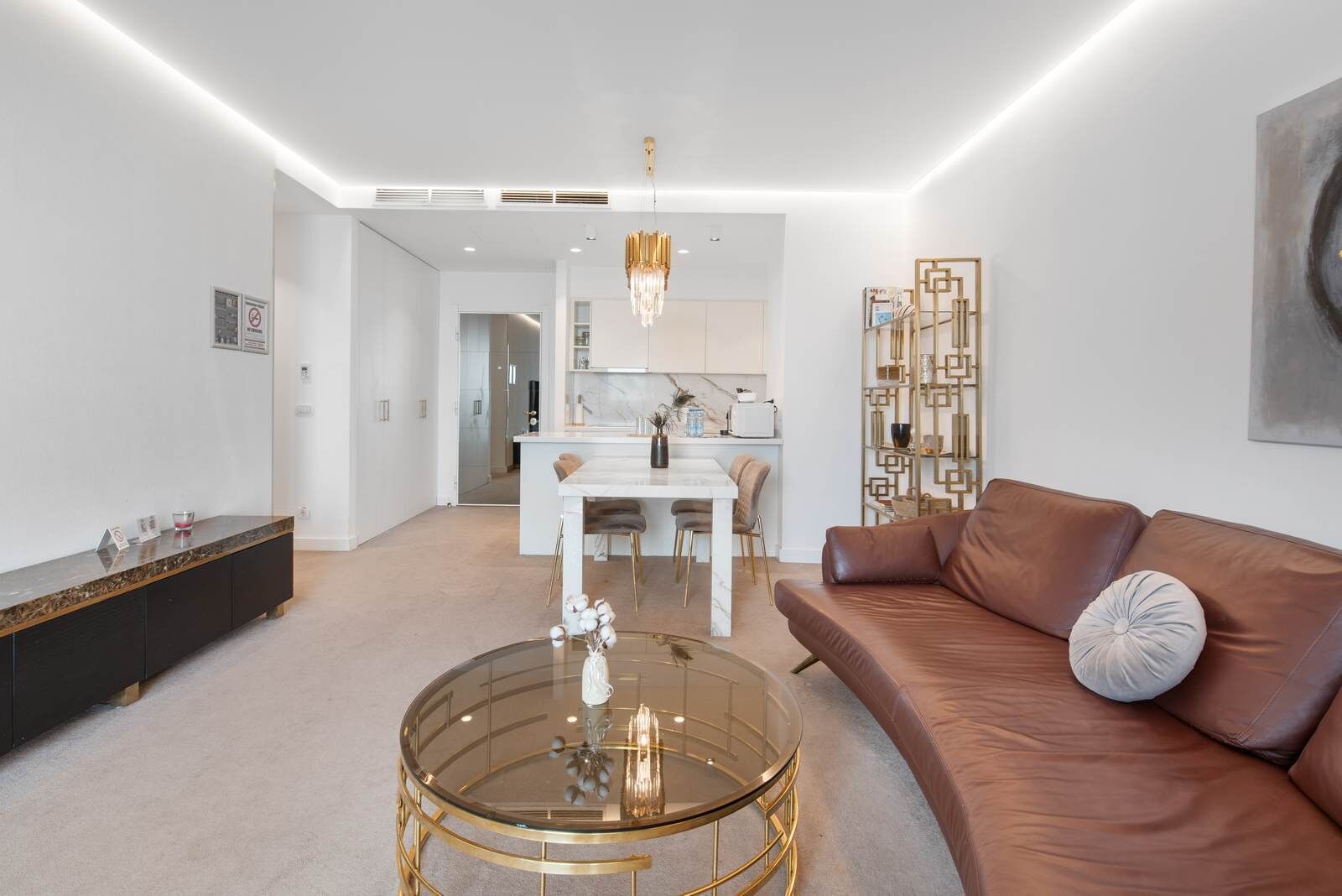 Apartamento executivo, 2 quartos, vista para o rio | Área de estar