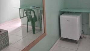 Quarto Duplo Económico | Roupa de cama fornecida 