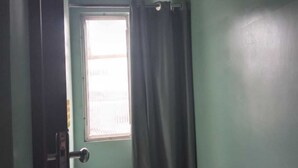 Quarto Duplo Económico | Roupa de cama fornecida 