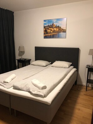 Apartamento, 1 cama Queen | 1 quarto, Wi-Fi de cortesia, roupa de cama