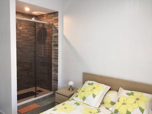 Appartement De Très Bon Standing En Front De Mer Plage "Lumière" à La Ciotat - Calanque du Mugel