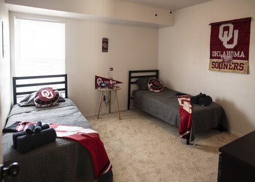 Cozy N Modern Home With An Ou Touch - Lake Stanley Draper, OK