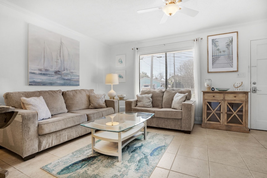 Modern 1st Floor Condo-walk To Beach-sandprints B3 - Miramar Beach, FL