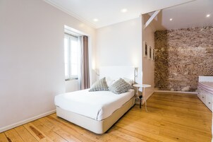 Suite Clássica (Studio) | Minibar, cofre no quarto, com decoração personalizada, secretária 