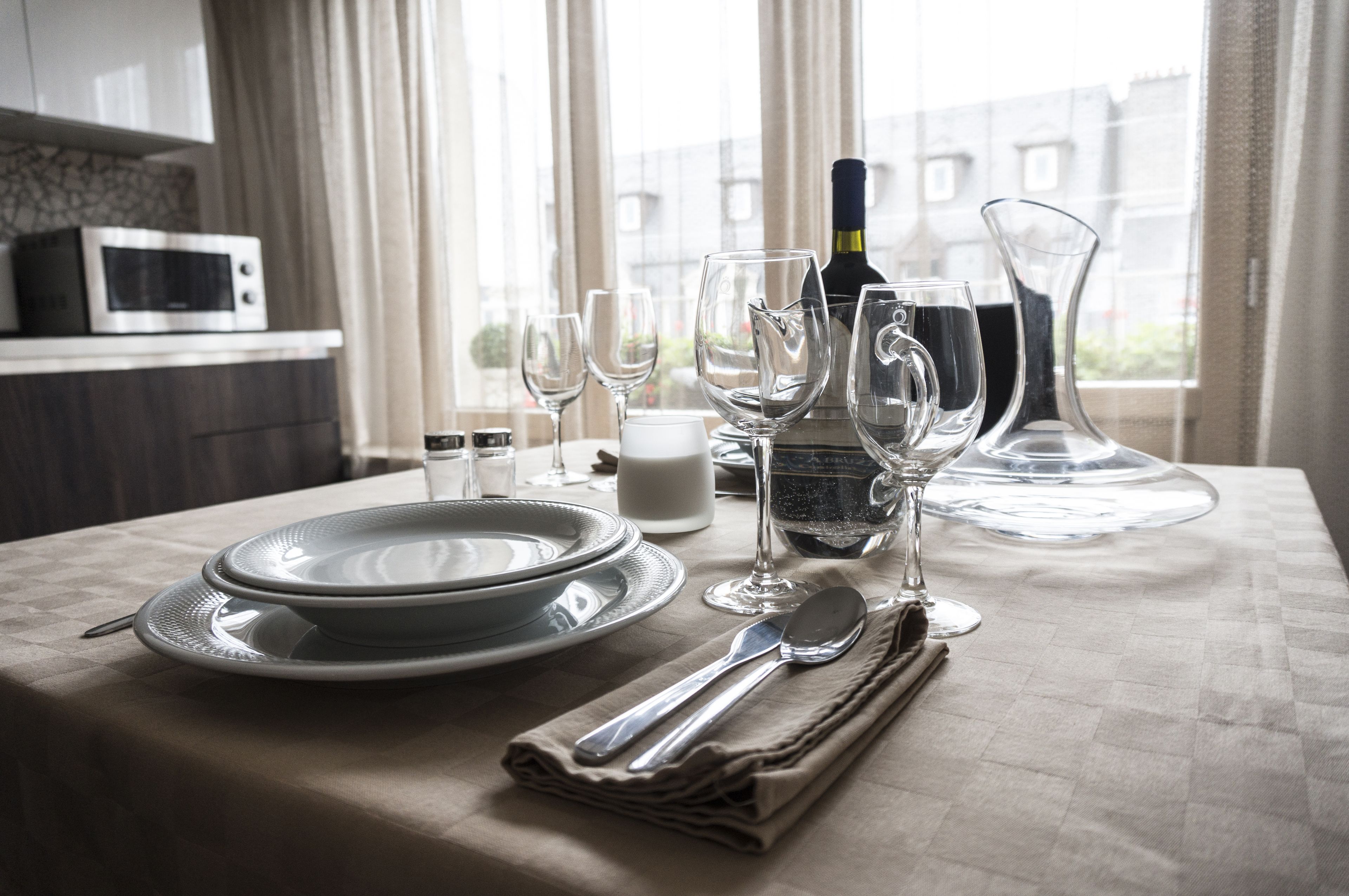 Apartamento executivo, 1 quarto, terraço | Cozinha privada | Geladeira grande, micro-ondas, fogão, cooktop
