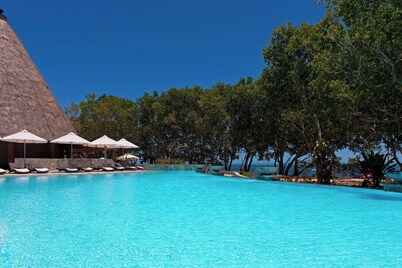 Le Domaine Deva, Series by Marriott