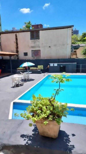 Piscina externa