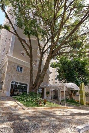 Fachada da propriedade