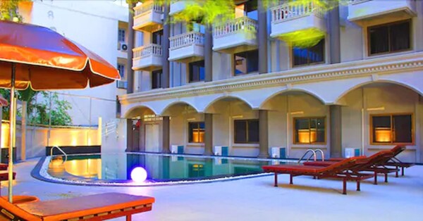 Honey Lodge - Pattaya