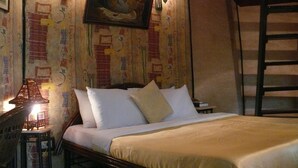 Minibar, cofre no quarto 