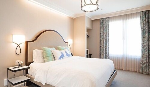 Hotel Atwater Reviews, Deals & Photos 2024 - Expedia