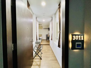 Quarto Twin Deluxe | Vista para o pátio