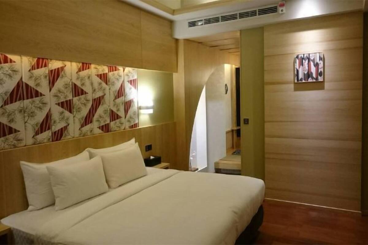 Roupa de alta qualidade, minibar, Wi-fi grátis