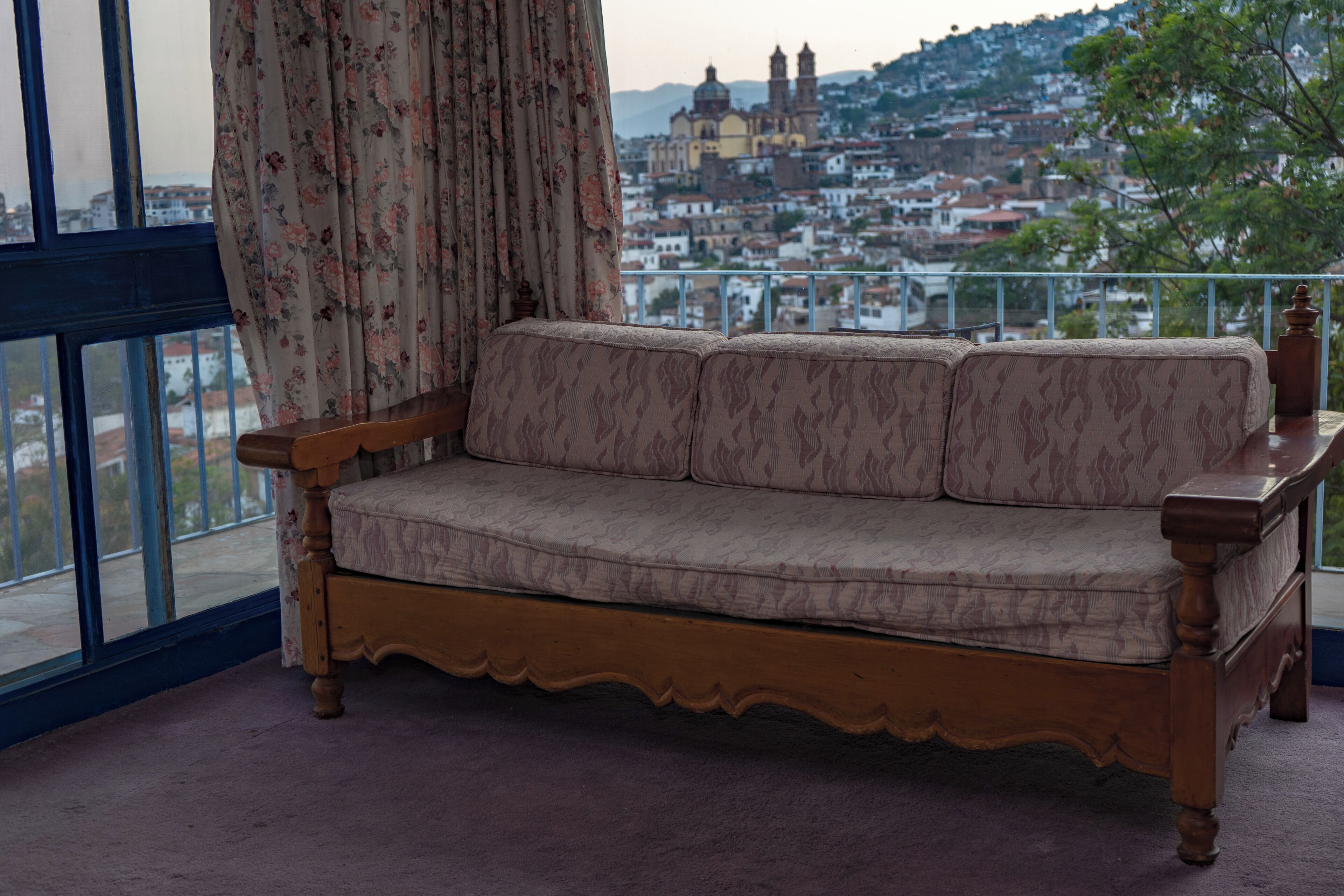 Quarto superior | Cofres nos quartos, roupa de cama