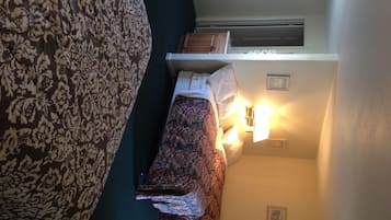 Large Family Room (2 Queen and 2 Twins) | Wi-Fi de cortesia, roupa de cama